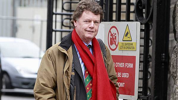 Former RTÉ broadcaster David Davin-Power dies aged 72 - National News ...