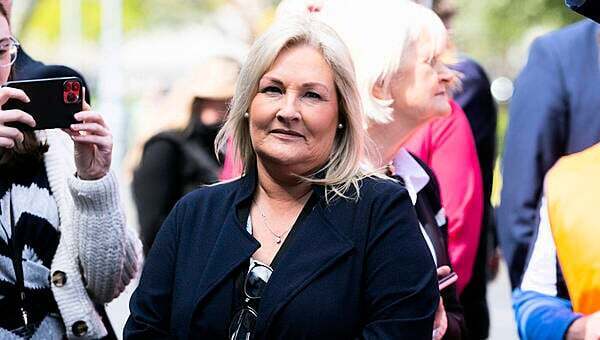 Independent TD Verona Murphy elected as first female Ceann Comhairle ...