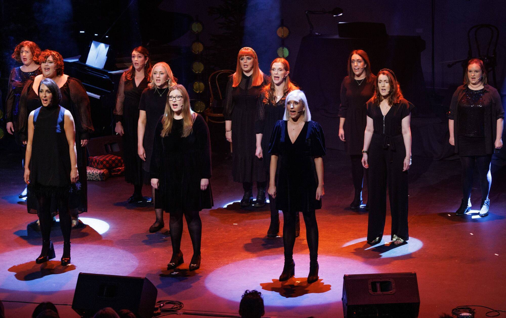 enCÓRe’s Christmas concerts left audiences filled with festive cheer ...