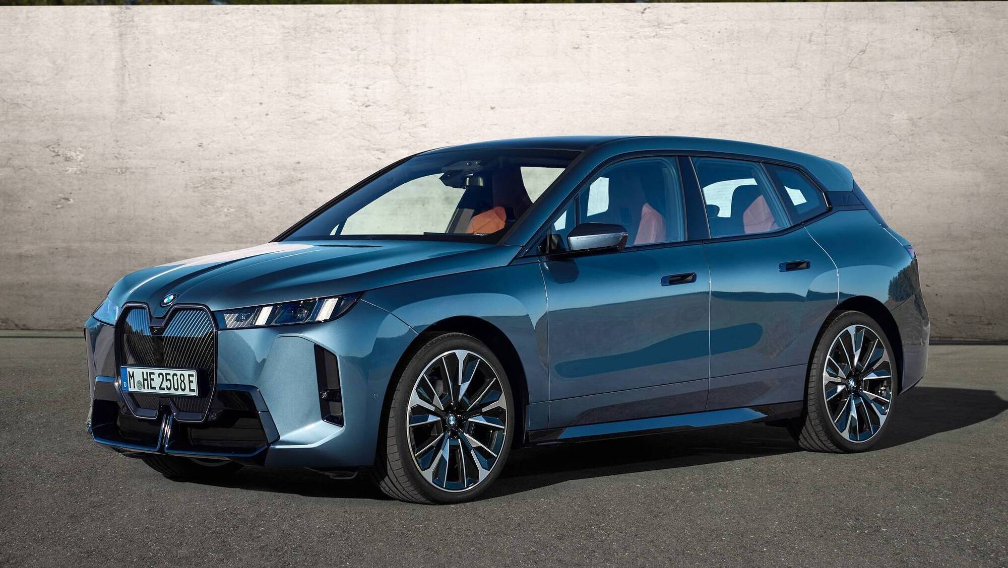 Refreshed BMW IX offers more power and range - Life - Carlow Nationalist