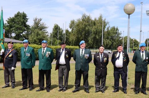 UN veterans and families gather to honour comrades - News - Carlow ...