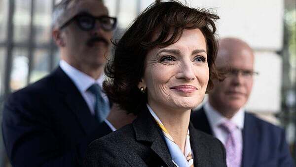 Who is independent presidential hopeful Maria Steen? - National News ...