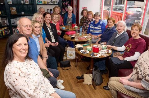 Glór Cheatharlach launches Irish language badge - News - Carlow Nationalist