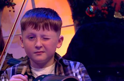 Cheeky County Carlow musician winks perfectly during Toy Show ...