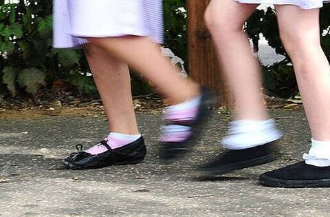 Gardaí try to reassure parents after schools shut over threatening ...